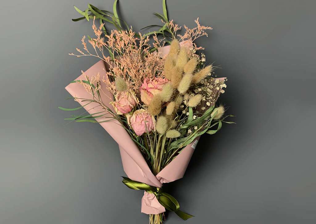 The Candy - Mini Bouquet of Dried Flowers