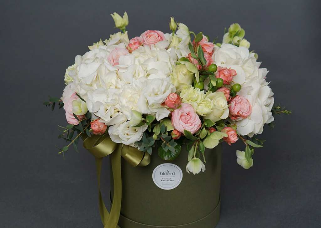 Цветы в шляпной коробке Vanilla Box